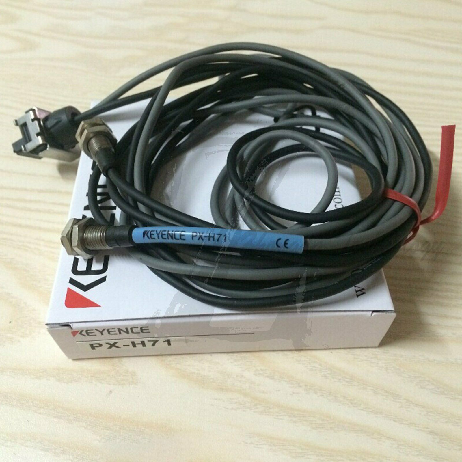 1pcs NEW Keyence PX-H71 sensor
