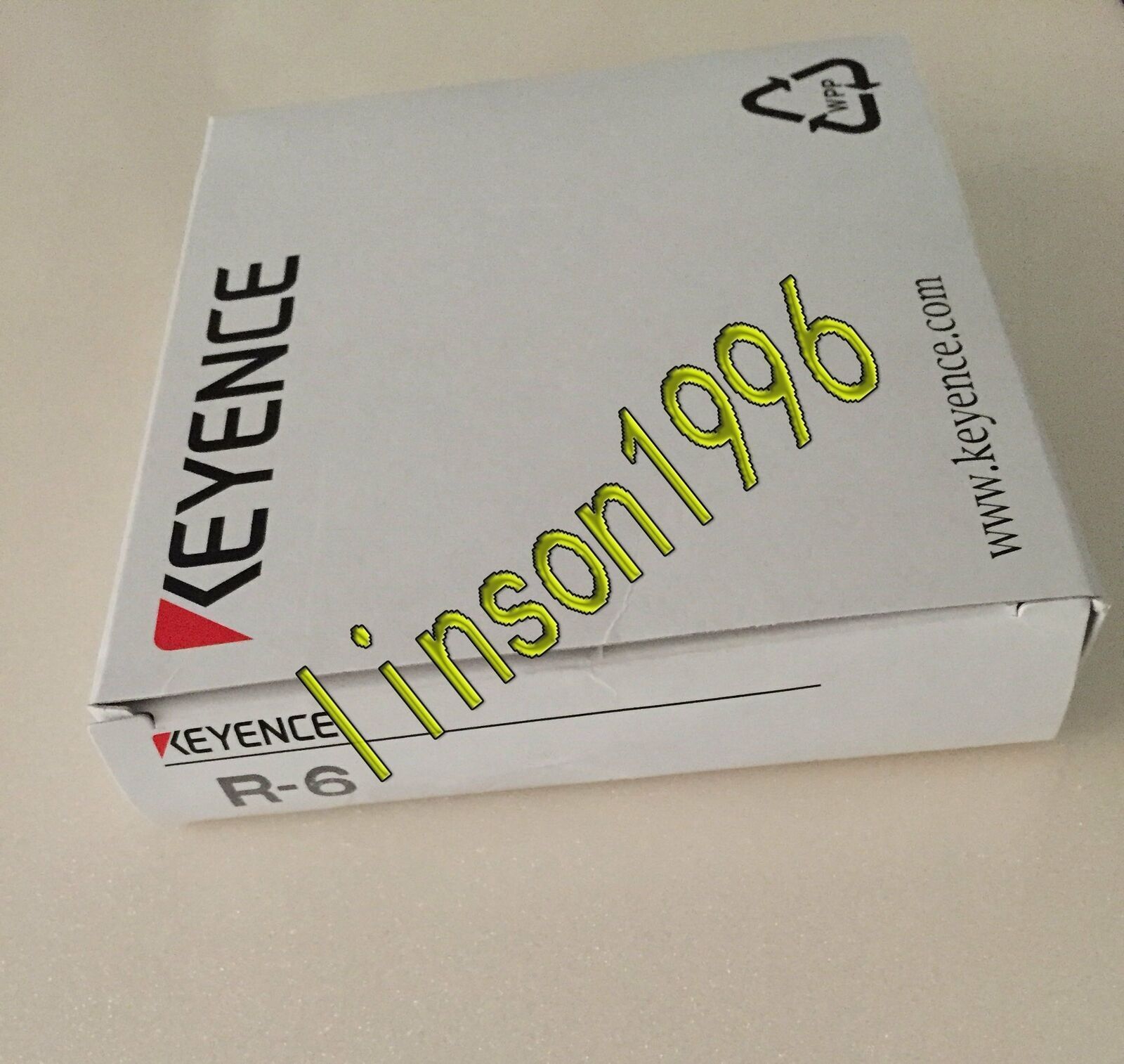 new one keyence r-6 r-6 laser sensor reflector