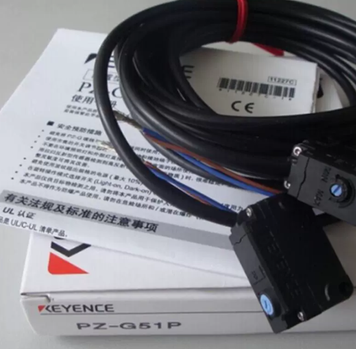 KEYENCE PZ-G51P Photoelectric Sensor, High-Precision Light Detection ...
