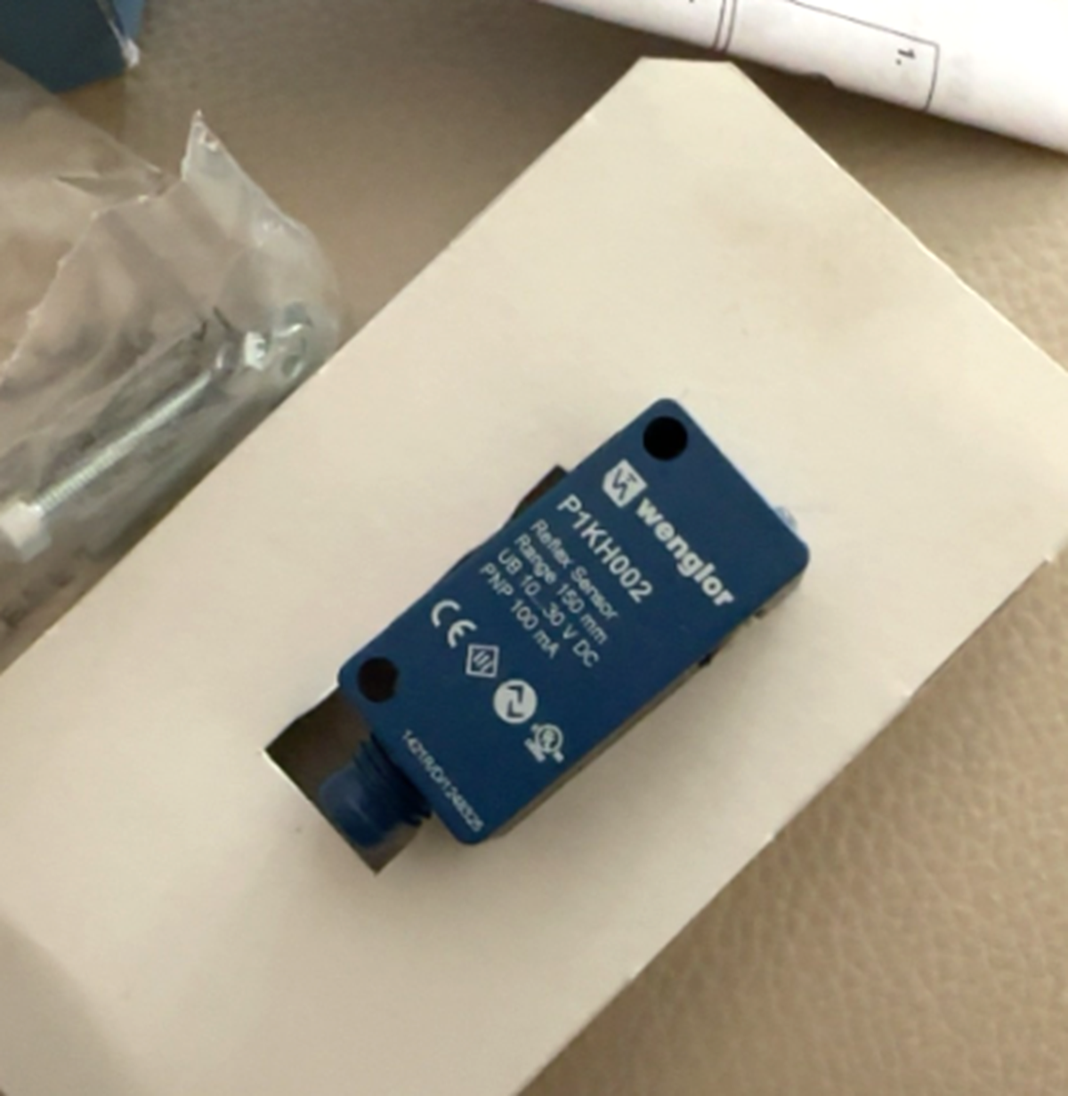 NEW WENGLOR Reflex Sensor P1KH002