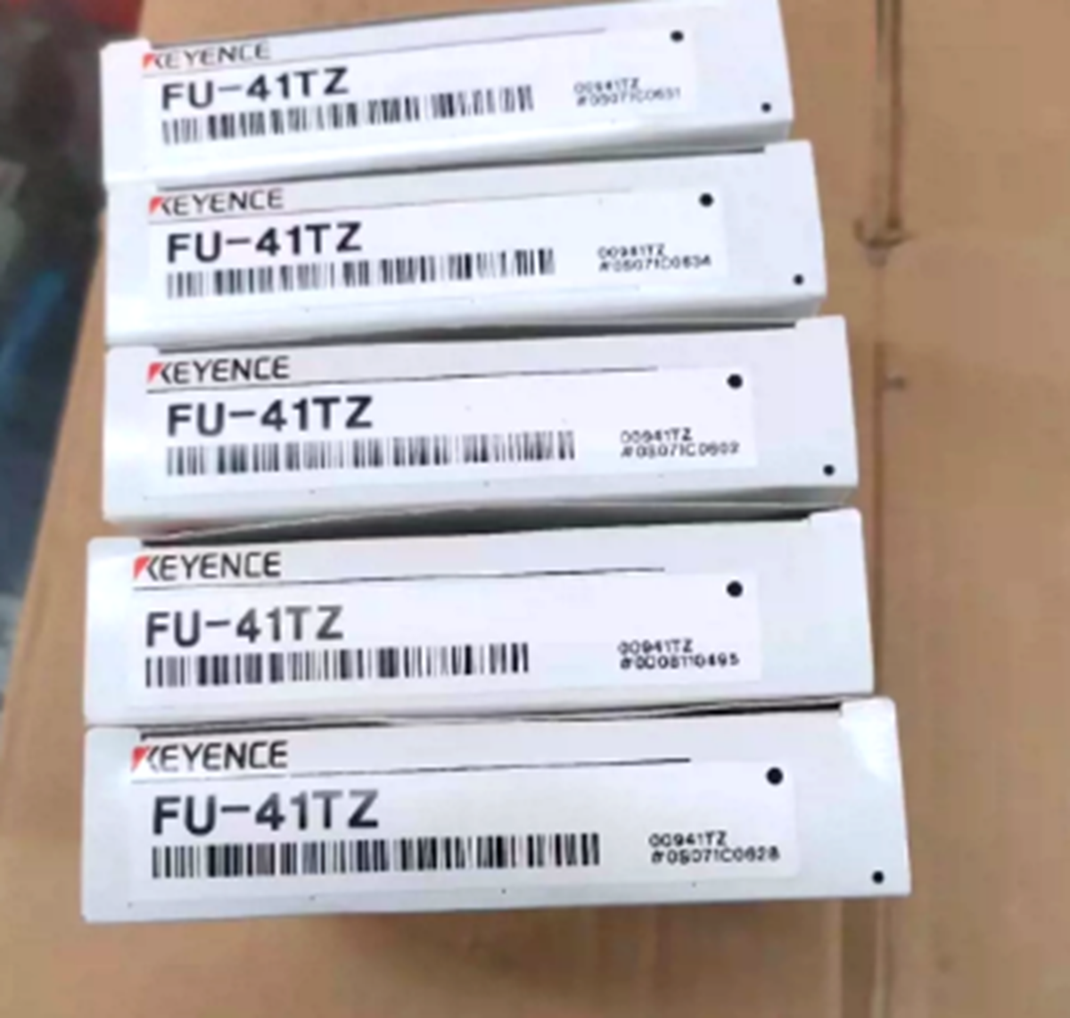 KEYENCE FU41TZ Diffuse Reflective Digital Fiber Optic Sensors Unit