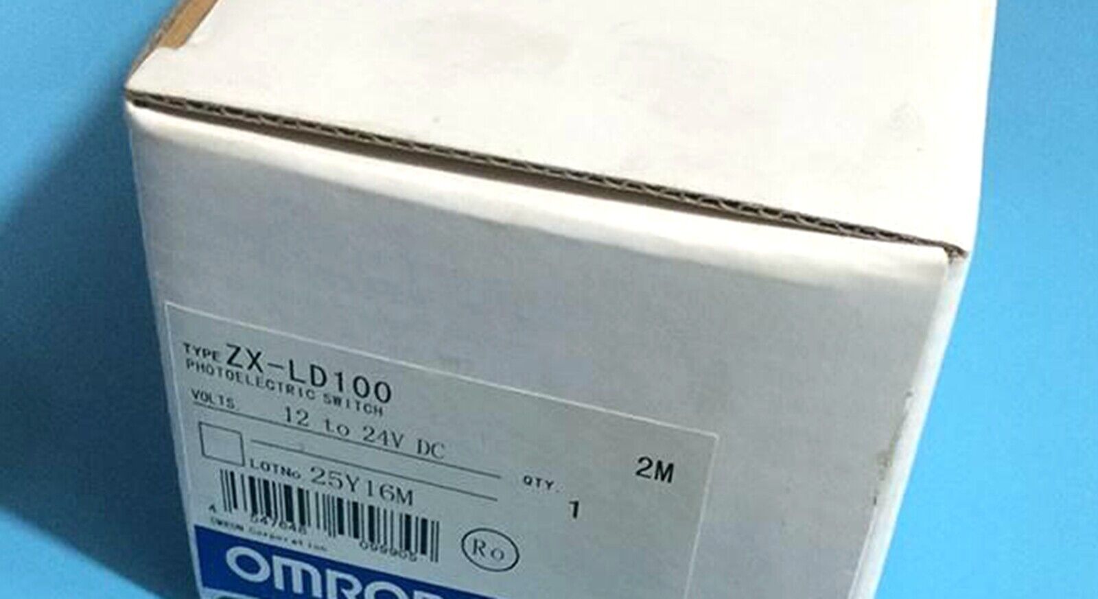 new omron zx-ld100 photoelectric switch