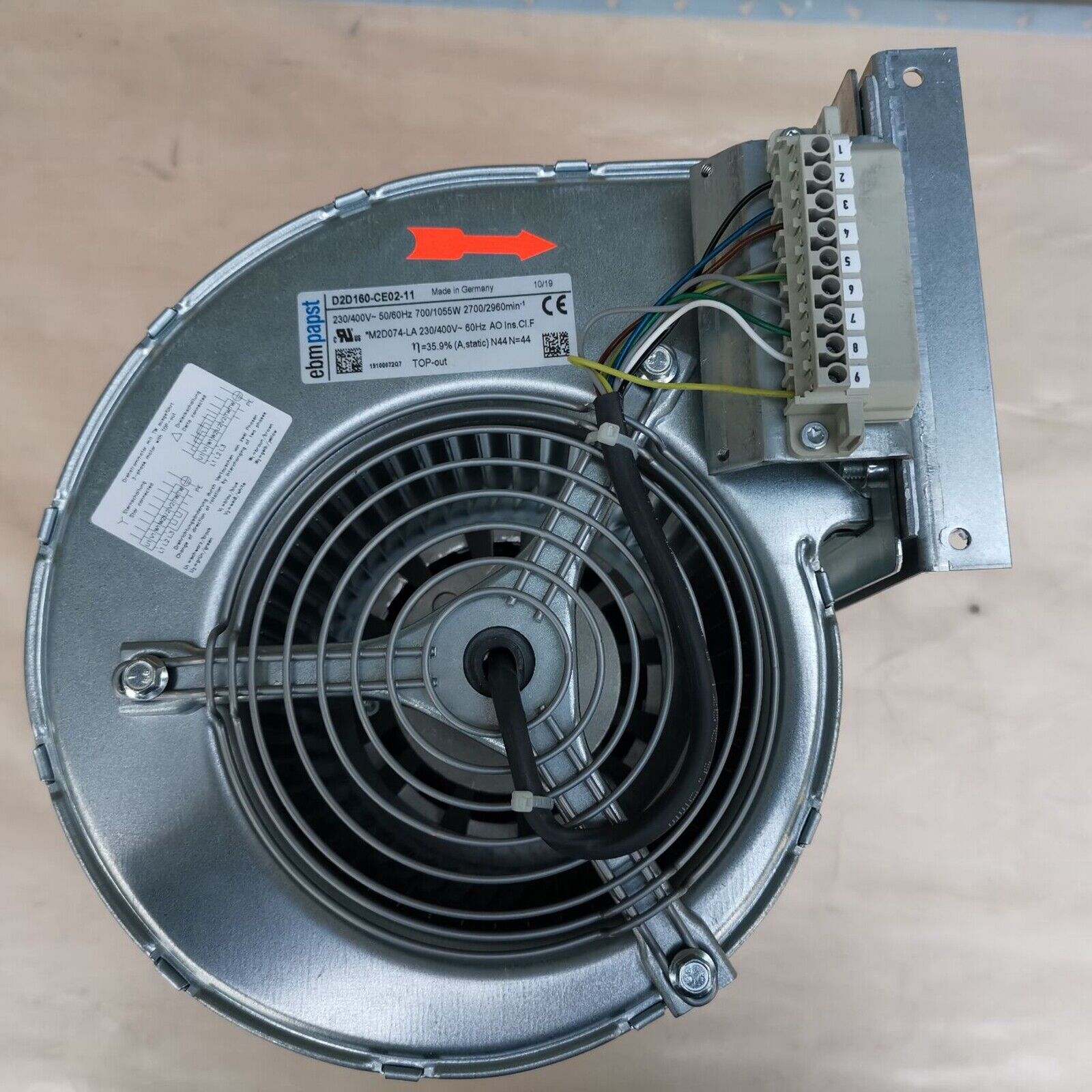 new abb d2d160-ce02-11 centrifugal cooling fan 230v 700w
