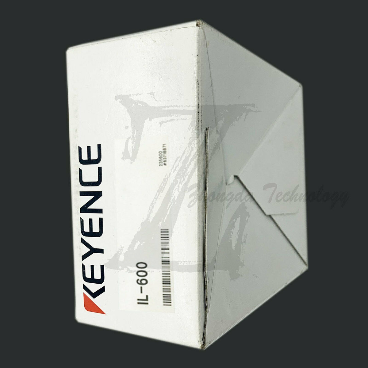 NEW IN BOX 1PCS KEYENCE IL-600 IL600 Laser Sensor One year warranty